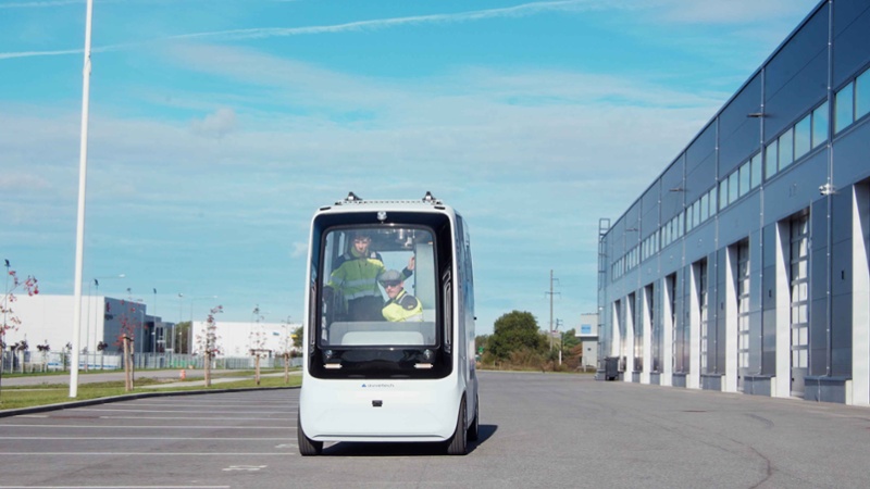 Skeleton Showcases New Technology To Charge Shuttles in Seconds